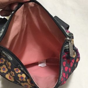 Lesportsac | Bags | Vintage Lesportsac Flower Small 3 Section Bag Vguc ...
